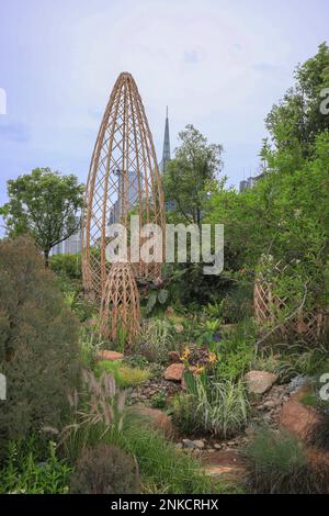 The Guangzhou Garden designed by British landscape architect Peter ...