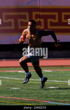 Defensive back Isaiah Pola-Mao runs during Southern California's ...