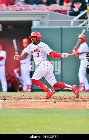 North Carolina State Devonte Brown (3) swings at a pitch during a game ...