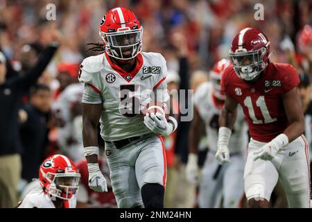 Georgia's defensive back Kelee Ringo (5) breaks up a pass intended for ...