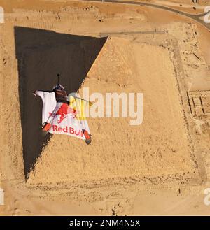 Fred Fugen has flown closer to the pyramids of Giza than any wingsuit ...