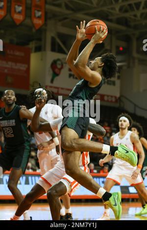 Chicago State guard Jahsean Corbett (24) controls the ball while ...