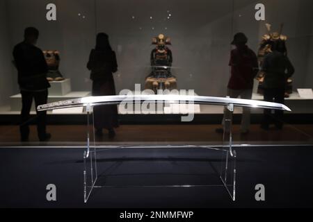 A sword is displayed during a press preview, "The sword: The soul of ...