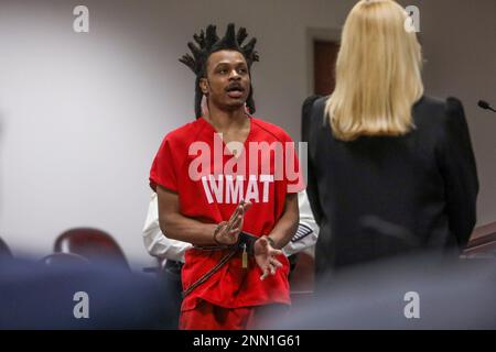 Ronnie Oneal III speaks during his sentencing for the murder of his ...