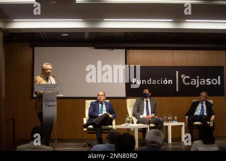 Javier Targhetta, president of Atlantic Copper (1l), closes the ...