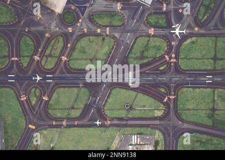 An aerial picture details complicated runways at Haneda International ...