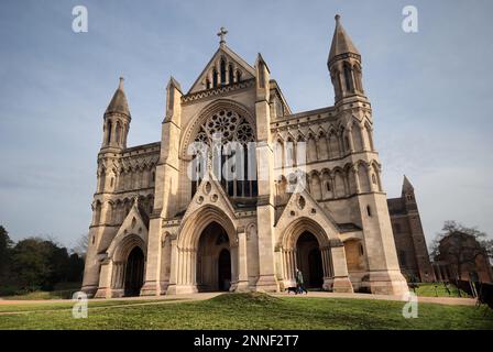 St Albans Cathedral, Hertfordshire Stock Photo - Alamy