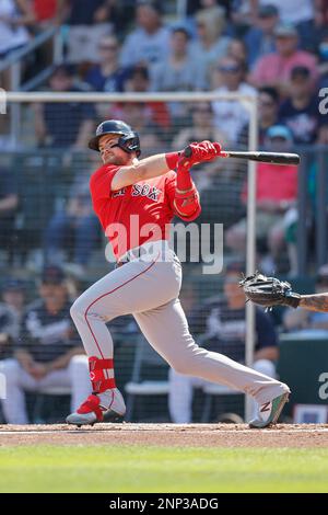 Atlanta Braves' Austin Riley hits a solo home run in the fourth inning ...