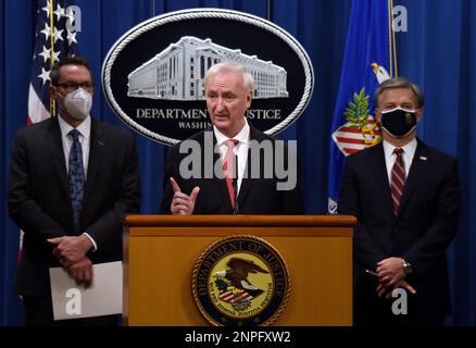 From left, ICE Acting Deputy Director Derek Benner, Chief Postal ...