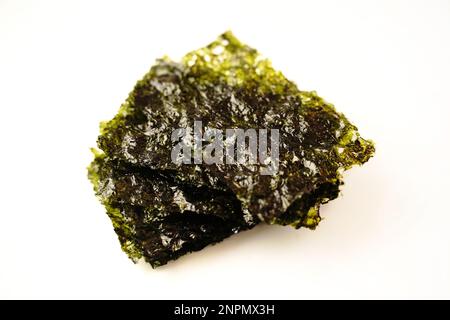Seaweed Chips | Dried nori snacks isolated on white, selective focus ...