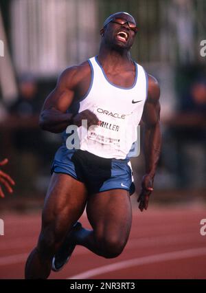 Jun 22, 2002; Stanford, CA, USA; Calvin Davis competes in the 400m ...