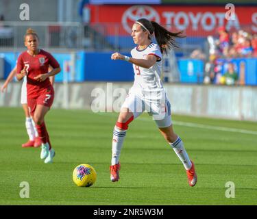 Marta Cardona of Spain in action with Giulia Gwinn during the Arnold ...