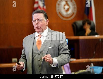 Defense attorney DAN COGDELL of Houston offers opening remarks during ...
