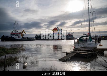 The first new nuclear reactor for a British power station for over 30 ...