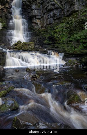 Mill Gill waterfall near the village of Askrigg in Wensleydale Stock ...