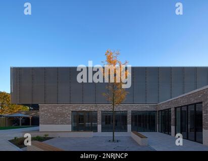 Side view last light. Shree Swaminarayan Mandir, Oldham, United Kingdom ...