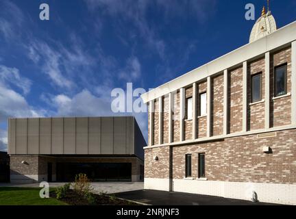Rear view morning light. Shree Swaminarayan Mandir, Oldham, United ...