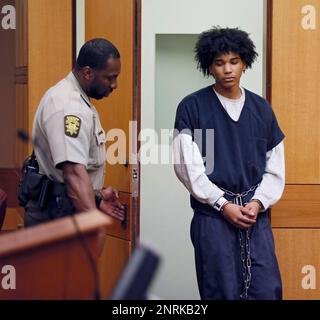 Barron Brantley enters the courtroom for a preliminary hearing, Friday ...