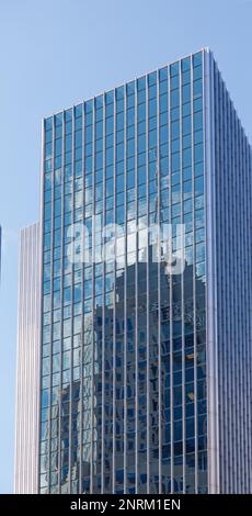 Pittsburgh Downtown: Four Gateway Center is a 22-story mirror-clad ...