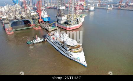 MS Greg Mortimer cruise ship, an ice-strengthened (polar class 1A / PC6 ...