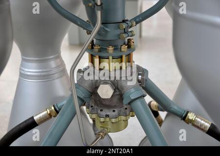 Rocket engine. Element for fastening pipelines for supplying fuel ...