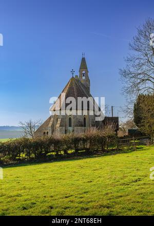 St. James C of E Church in Weethley, Warwickshire, England Stock Photo ...