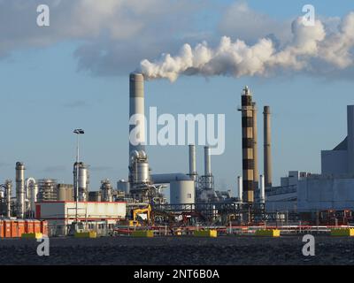 Lyondell chemical factory on the Maasvlakte 2 in the Port of Rotterdam ...