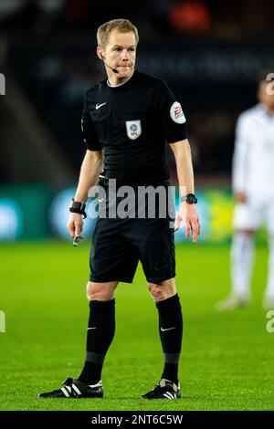 Match referee Gavin Ward during the Sky Bet Championship match Burnley ...