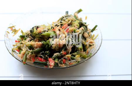 Indonesian food - urab sayur - traditional Balinese mixed vegetable ...