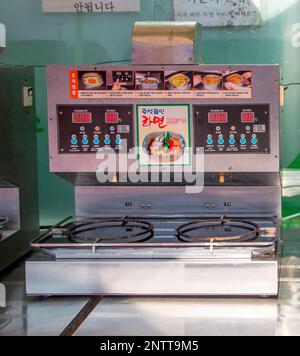 Ramen cooking machine, Feb 28, 2023 : Ramen cooking machines are seen ...