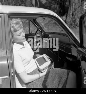 portable radio, portable radios, transistor radio Stock Photo - Alamy