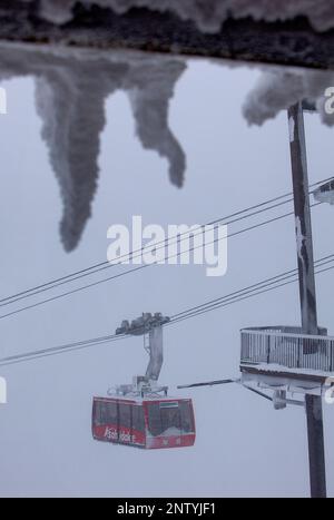 Ropeway in Asahidake, Daisetsuzan National Park,Hokkaido, Japan Stock ...