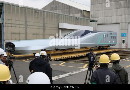East Japan Railway Company unveils the E956 type Shinkansen ...