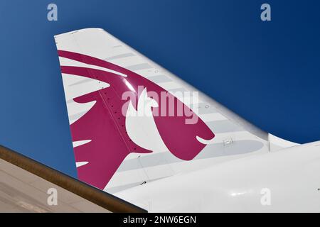 Qatar Airlines, B787-900, Dreamliner, Aircraft, rear, empennage ...