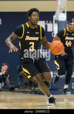 WASHINGTON, DC - DECEMBER 05: Towson coach Pat Skerry yells out to his ...