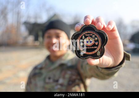 Soldiers assigned to 541st Field Feeding Company, 498th Combat ...