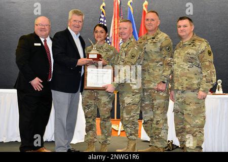 Retired Maj. Gen. William T. Crosby accepts the 2021 Army Aviation ...