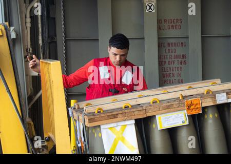 SASEBO HARBOR, Japan (Jan. 9, 2023) Aviation Ordnanceman Airman Shakeem ...