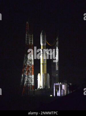 The H-IIB Launch Vehicle No. 7 (H-IIB F7) launches from the JAXA ...