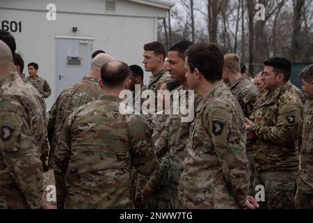 Col. Ed Matthaidess commander of 2nd Brigade Combat Team, 101st Airborne Division (Air Assault ...