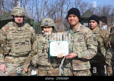 Soldiers assigned to 541st Field Feeding Company, 498th Combat ...