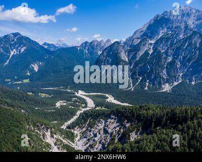 Along the mountainous roads of the Val Dogna to the slopes of the ...