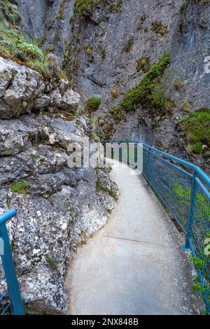 Gorge of La Yecla, Espacio Natural de La Yecla y Sabinares del Arlanza ...