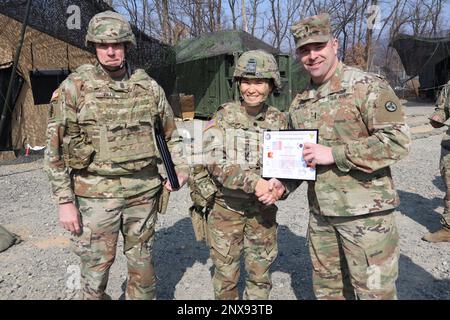 Soldiers assigned to 541st Field Feeding Company, 498th Combat ...