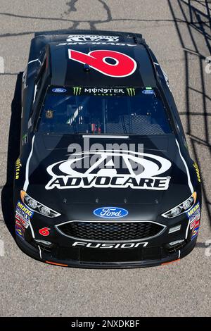Trevor Bayne, Roush Fenway Racing, AdvoCare Ford Fusion during practice ...