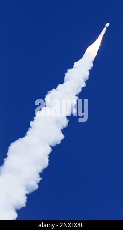 An H2A rocket No.38 carrying an information-gathering satellite ...