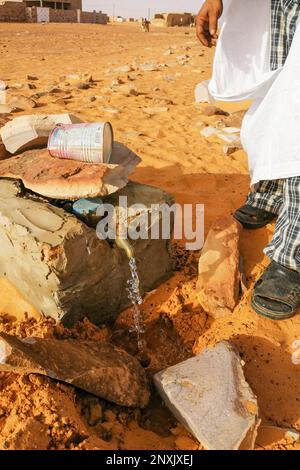 Mauritania, Chinguetti, water supply Stock Photo - Alamy