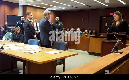 Jamie Schare Friedland, the widow of victim Dustin Friedland, looks ...