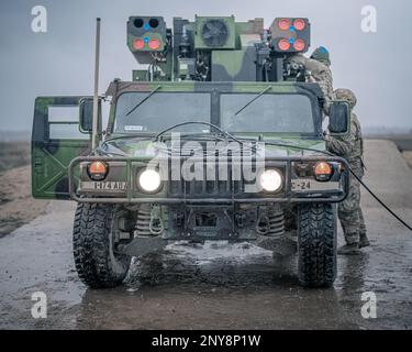 U.S. Army air defenders with Bravo Battery, 2-174th ADA conduct an ...