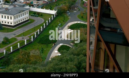 META London - new META Corporate building at 10 Lewis Cubitt Square ...